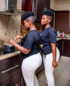 Qwabe twins prefer a man who can marry them both - ZiMetro News