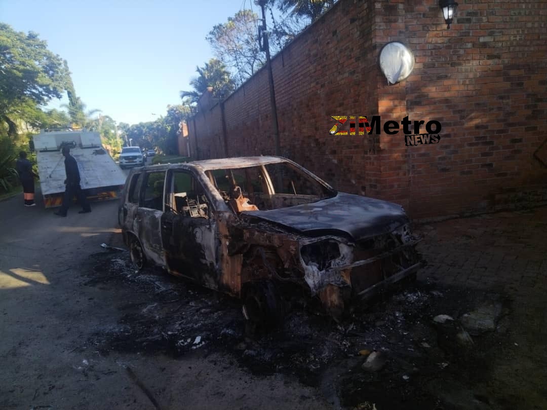 Three Vehicles Torched Outside Zanu PF-Linked Businessmen’s Offices and ...